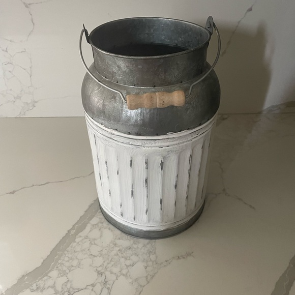 Accents | Rustic White And Silver Metal Milk Can | Poshmark